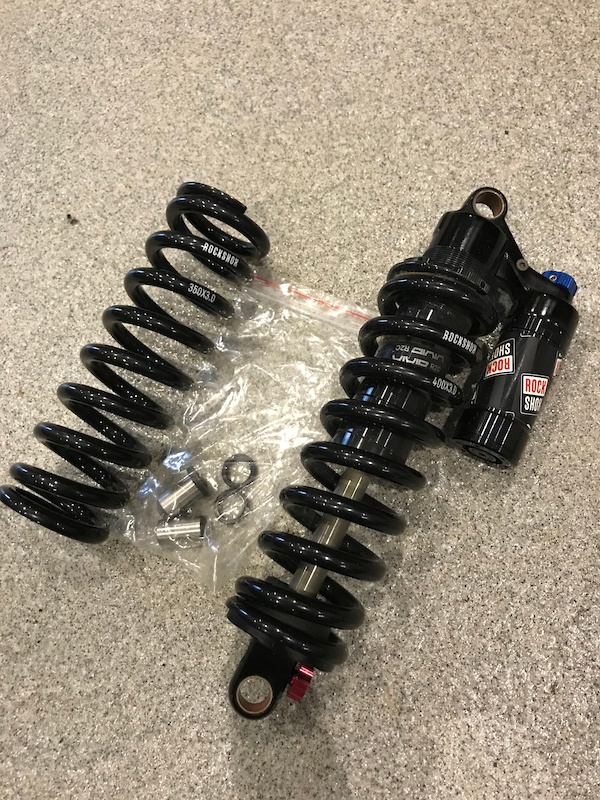 2012 RockShox Vivid R2C Rear Shock. 9.5x3.0 Needs Rebuild For Sale