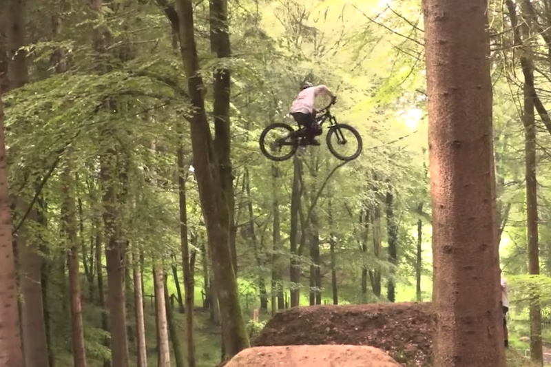 Video: 50to01 Jib & Flow at Windhill Bike Park - Pinkbike