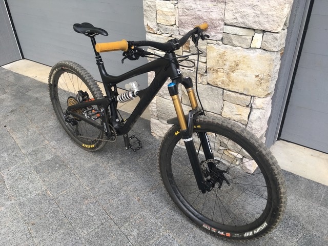 2016 Custom Santa Cruz nomad DREAM BUILD! For Sale
