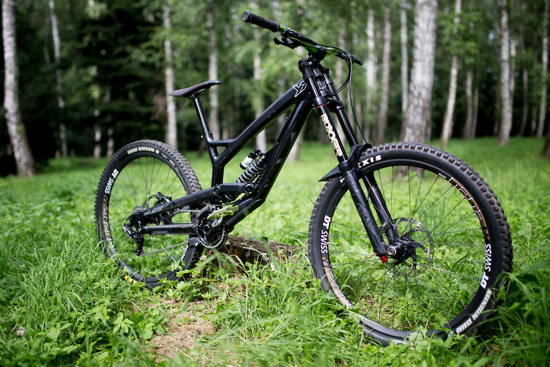 2017 YT Industries Tues CF Comp For Sale