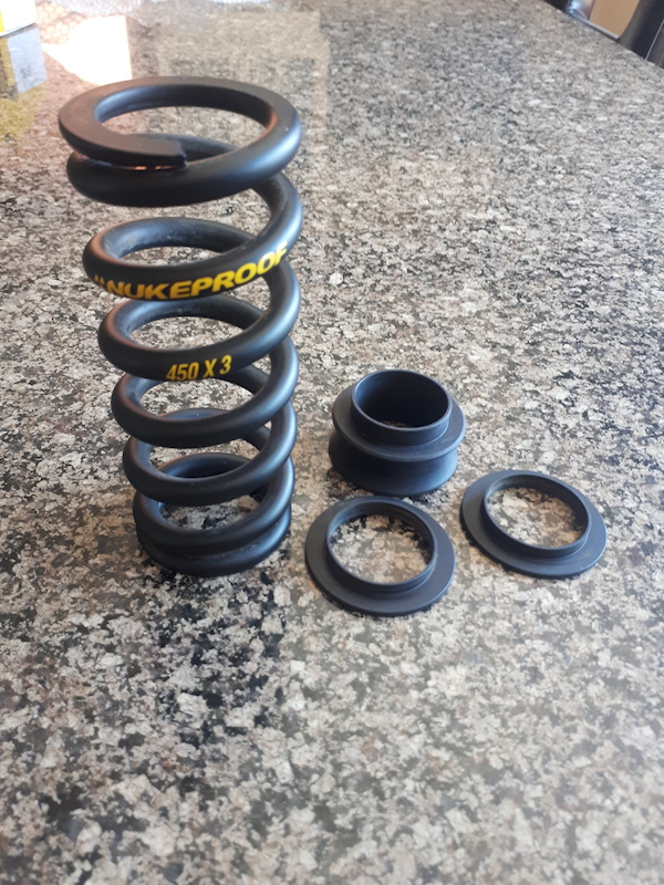 2018 Nukeproof SLS spring 500x3 w/ spacers For Sale