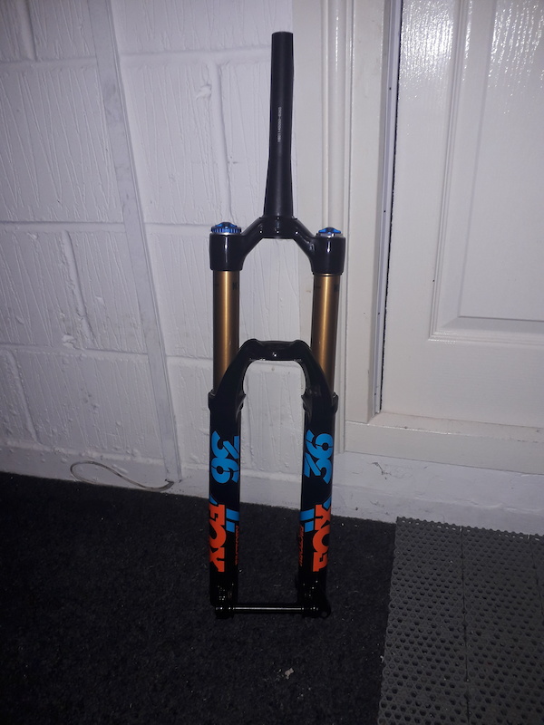 2017 Fox 36 Factory 160mm RC2 HSC/LSC For Sale