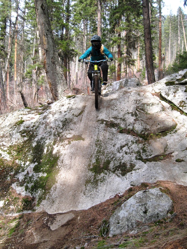 Nooner Mountain Biking Trail - Nelson, British Columbia