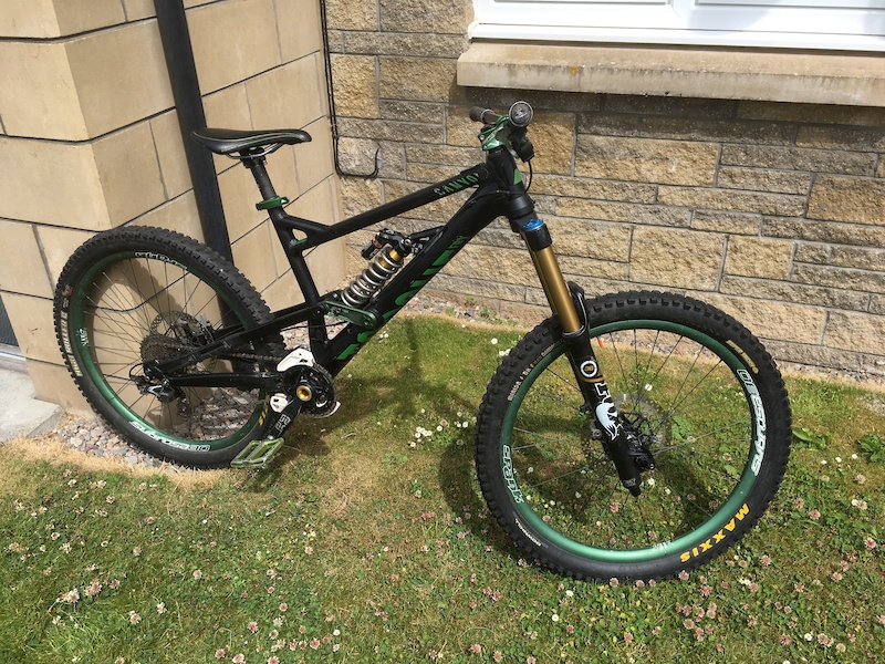 2012 CANYON TORQUE FRX DOWNHILL BIKE BLACK/GREEN For Sale