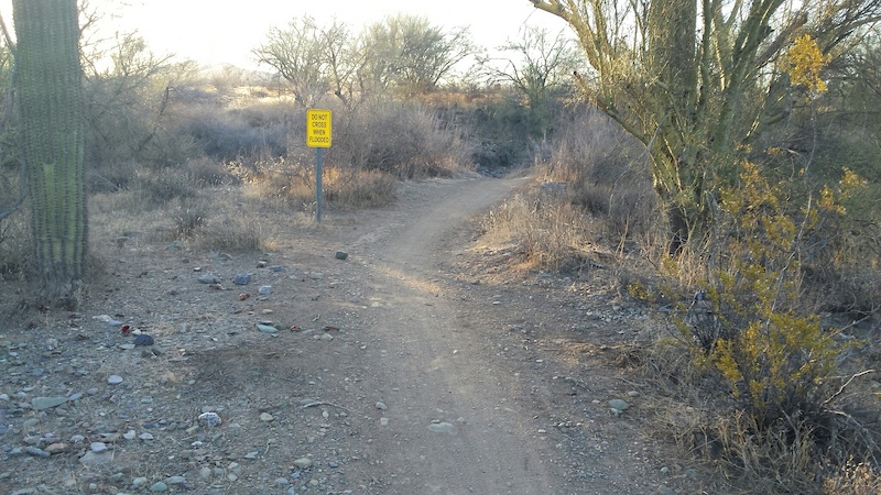 Apache Wash trailhead - Easy loop Mountain Biking Route | Trailforks