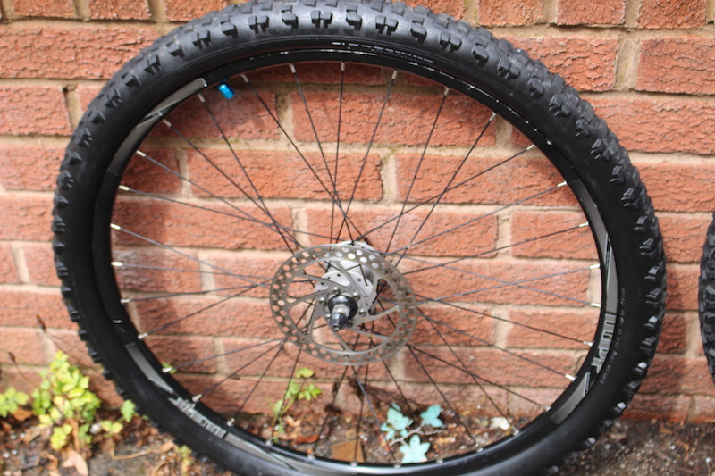 26 inch front mountain bike wheel and tyre For Sale
