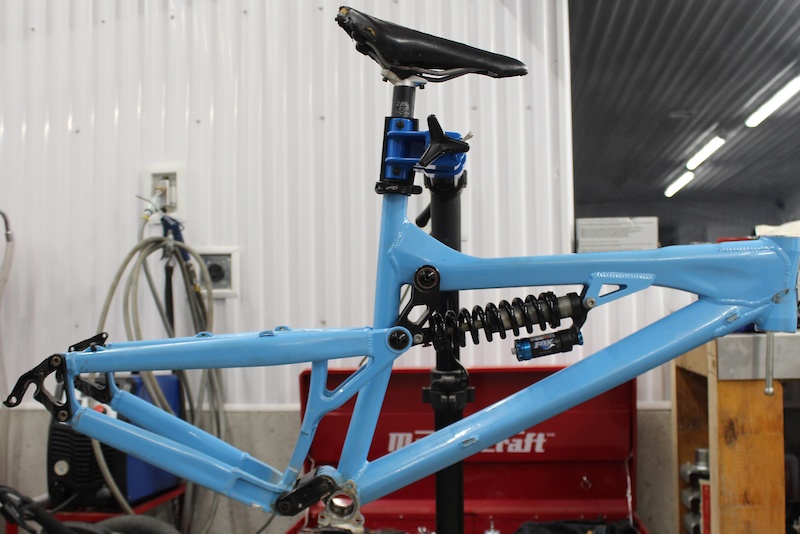 2009 -2331- Intense Socom FRO 17" Blue Fox DHX 5.0 For Sale