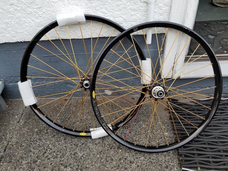 Industry Nine wheelset gold spokes For Sale