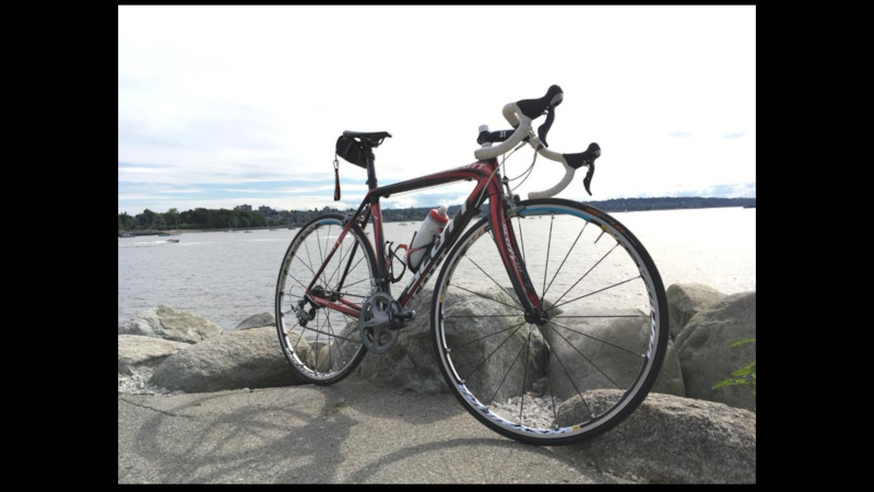 2011 scott addict r2 carbon road bike For Sale