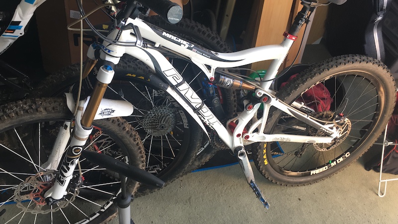 2013 Pivot Mach 5.7 White, Medium For Sale