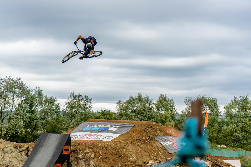 Video & Photo Report: Dirt Wars UK, FMB Round #5 - Rocket World - Pinkbike