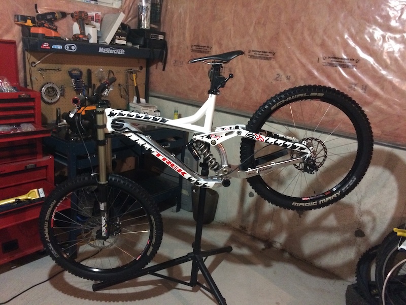 Trek Session 88 race bike. Light, great spec, fast For Sale