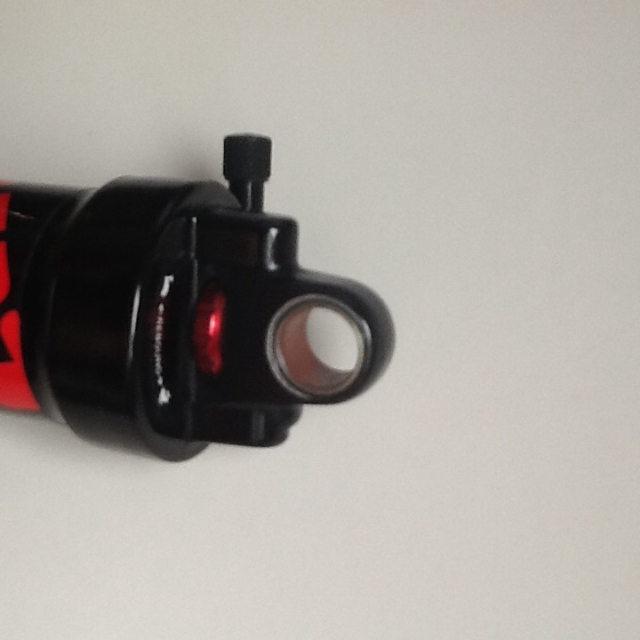 2011 Rock Shox Ario R 6.5x1.5 pristine For Sale