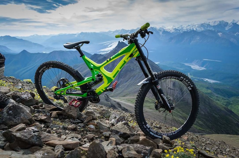 2018 Intense M16c Pro Build large green For Sale