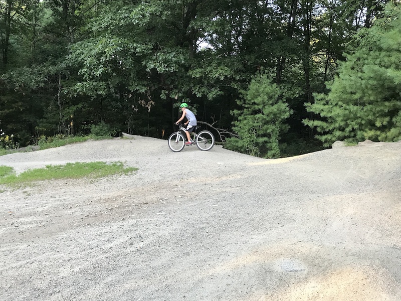 Easy Diamond Mountain Biking Route | Trailforks