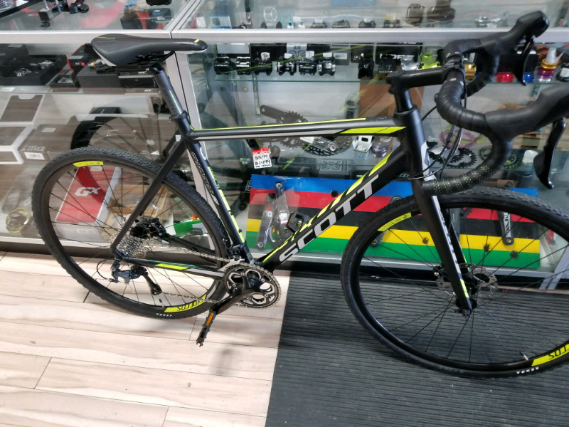 2018 Scott Speedster 10 Disc CX 56cm with Ultegra For Sale