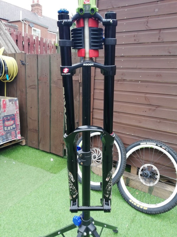 Rockshox BOXXER R2C2 just serviced For Sale