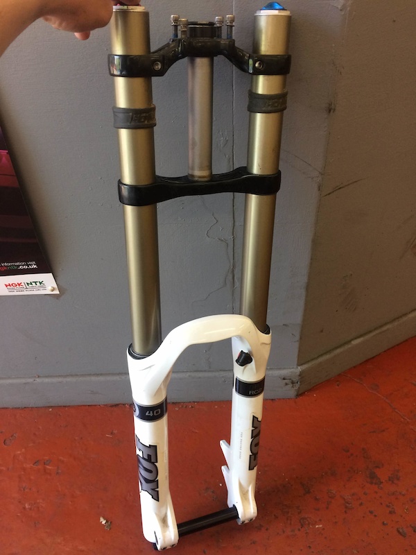 2012 Fox 40 RC2 DH Forks For Sale