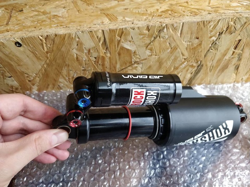 2017 New RockShox Vivid Air R2C 222x70 New 8,75x2,75 For Sale