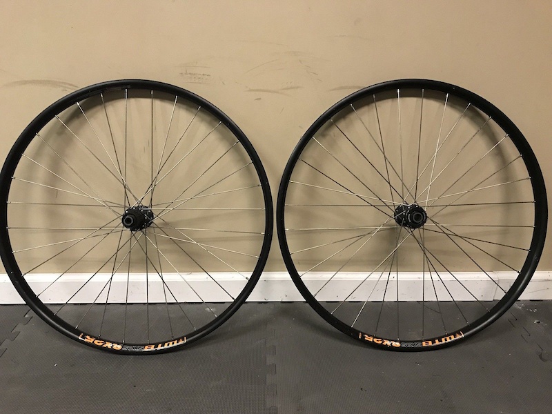27.5 650b WTB SX25 wheelset For Sale