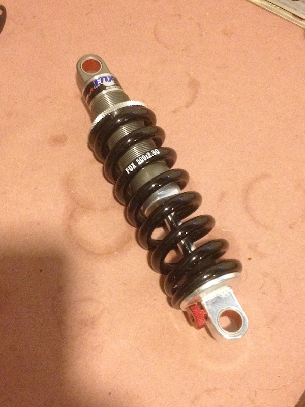 New Fox Vanilla R Coil 200x57 7.875x2.25 500# spring For Sale