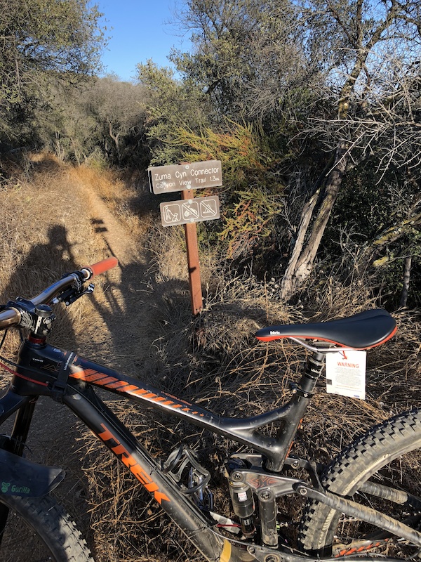 Kanan Canyon Hiking Trail - Malibu, California
