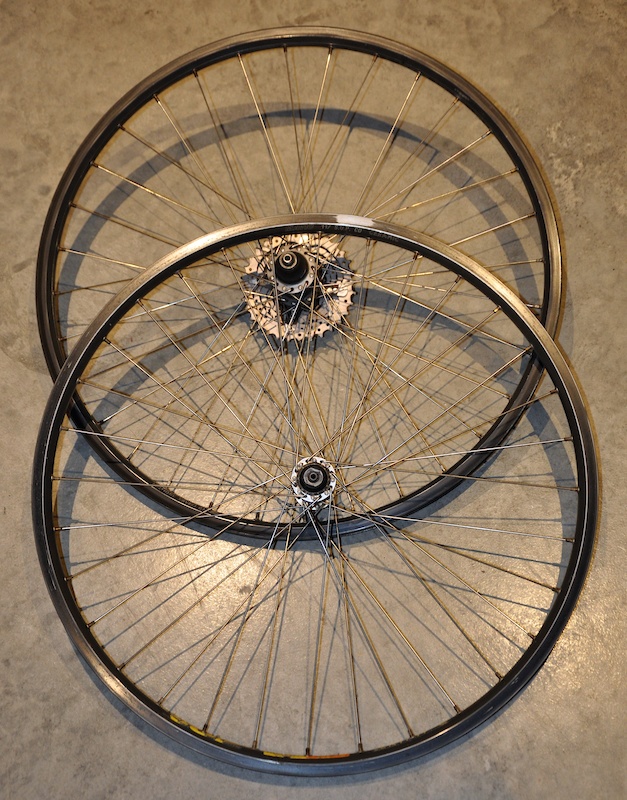 Mavic ceramic rims with Shimano XT-XTR hubs For Sale