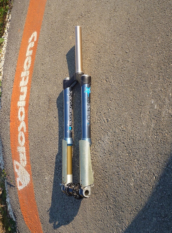 2008 Maverick sc32 inverted USD fork+hub.RARE!! For Sale