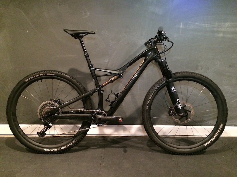 2017 Specialized Camber Pro 29 Large Carbon For Sale