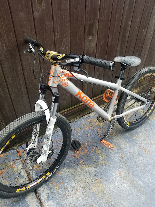 Kona cowan dj dirt jumper saint chromag For Sale