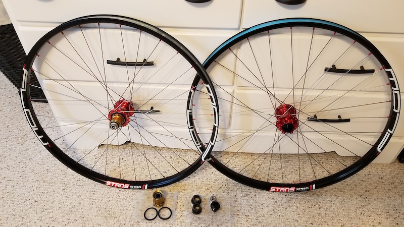2016 Hope Pro 2 EVO Stans Flow MK3 27.5" Wheelset XD For Sale