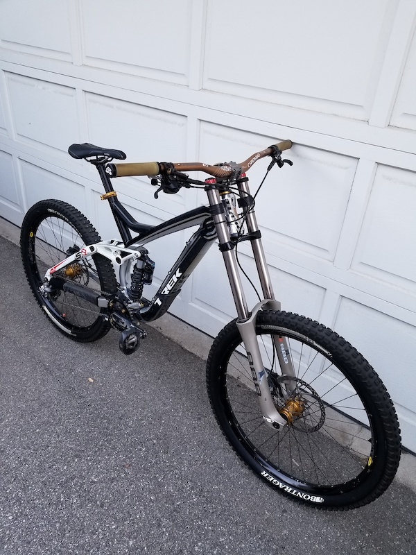 2009 Trek Session 88 size large Price Drop! For Sale