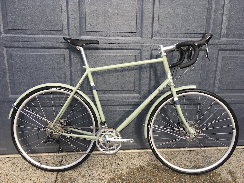 2016 Raleigh Clubman disc road bike For Sale