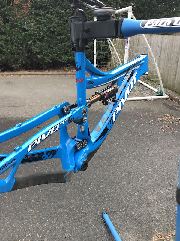 2016 Pivot Mach 6 frame and shock For Sale