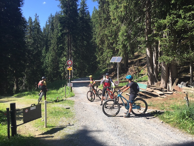 Alpstrasse Sertig - Clavadel Multi Trail - Davos