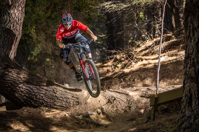 Sam Blenkinsop & Rae Morrison Win 2019 Dodzy Memorial Enduro - Pinkbike
