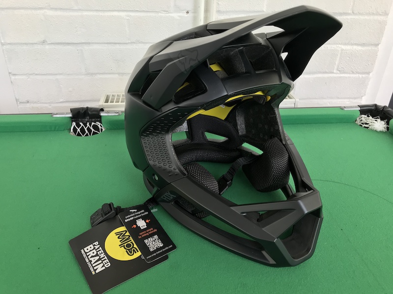 2018 Fox Pro Frame Full face helmet (Large 58-61) NEW For Sale