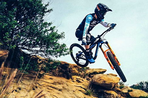 Giant Factory Off-Road Team Expands for 2019, Moves to Fox Suspension ...