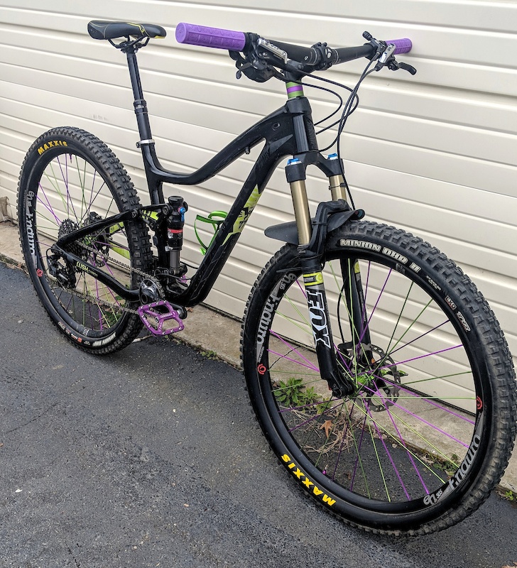 2016 WOMENS TREK LUSH CARBON INDUSTRY NINE DREAM BIKE For Sale