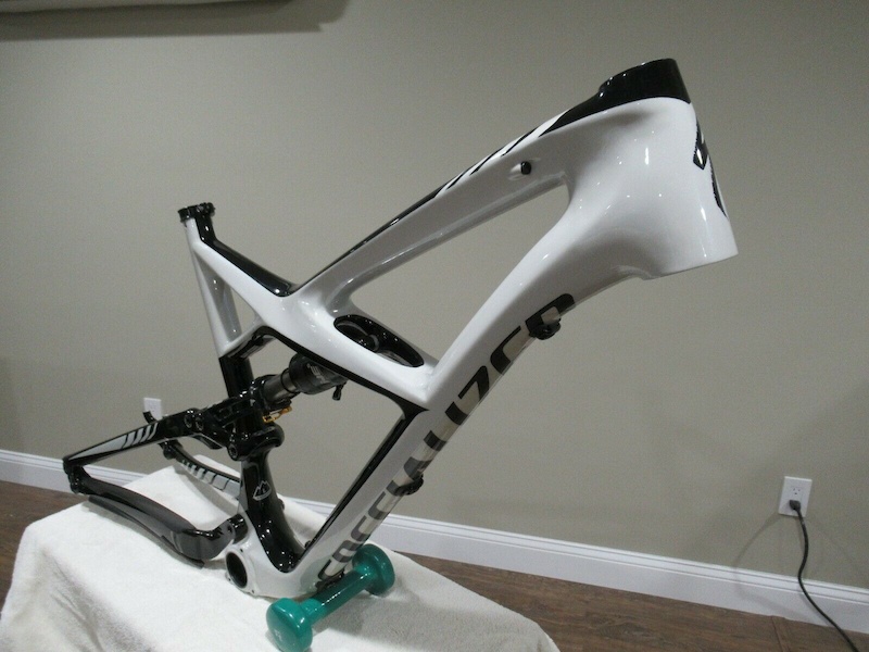 2015 Specialized Enduro Expert 650b Carbon Frame For Sale