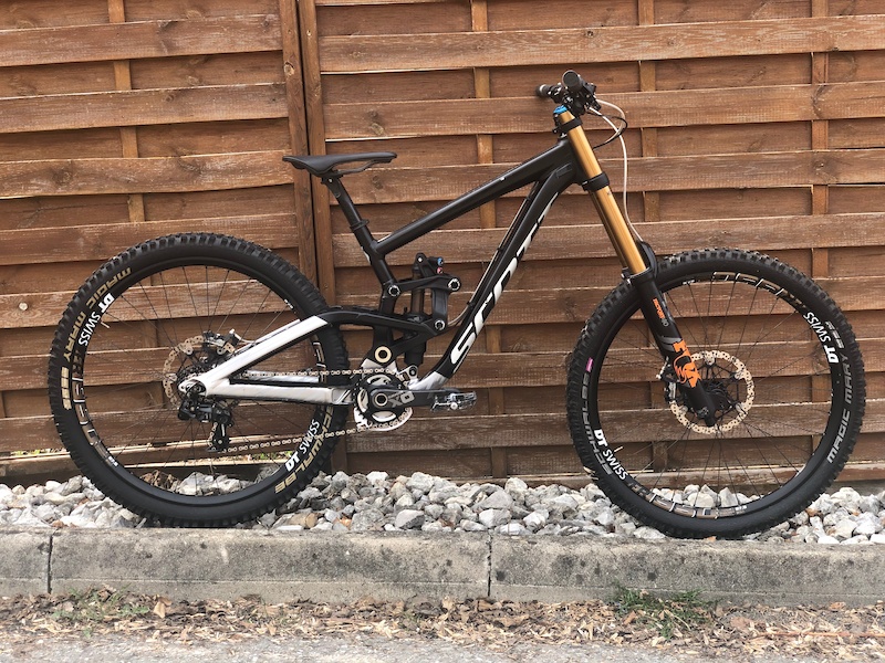 2018 SCOTT Gambler DH Bike Sz M For Sale