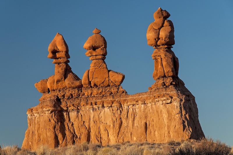 Three Sisters Hiking Trail - Hanksville, Utah