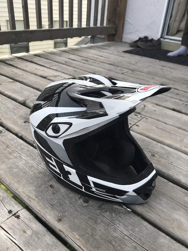 Bell Transfer 9 helmet size M (55-57 cm) For Sale