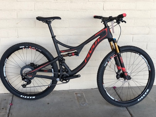 2019 Brand New Race Special Pivot Mach 4 Pro XT/XTR For Sale