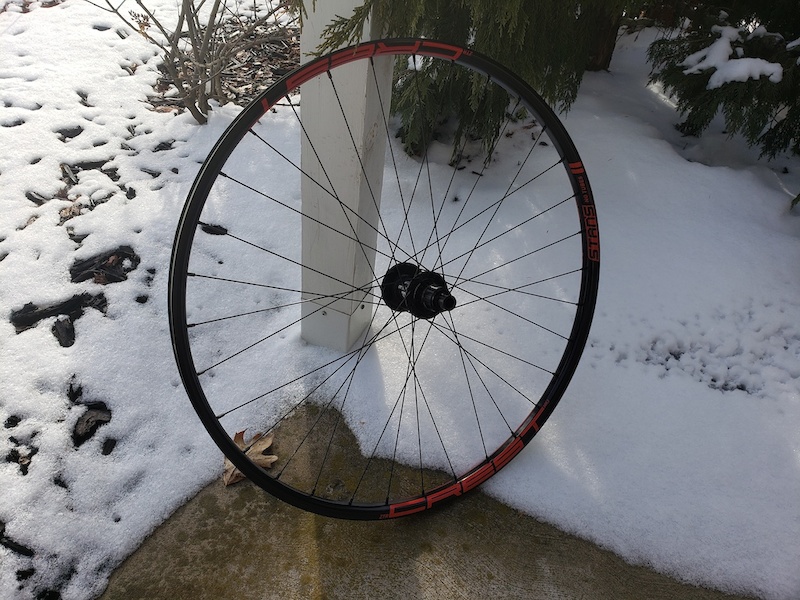 2018 stans crest hoop and wheel For Sale