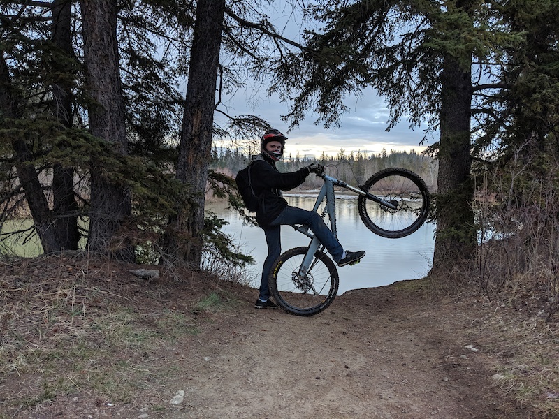 Crescent Mountain Biking Trail - Calgary, Alberta