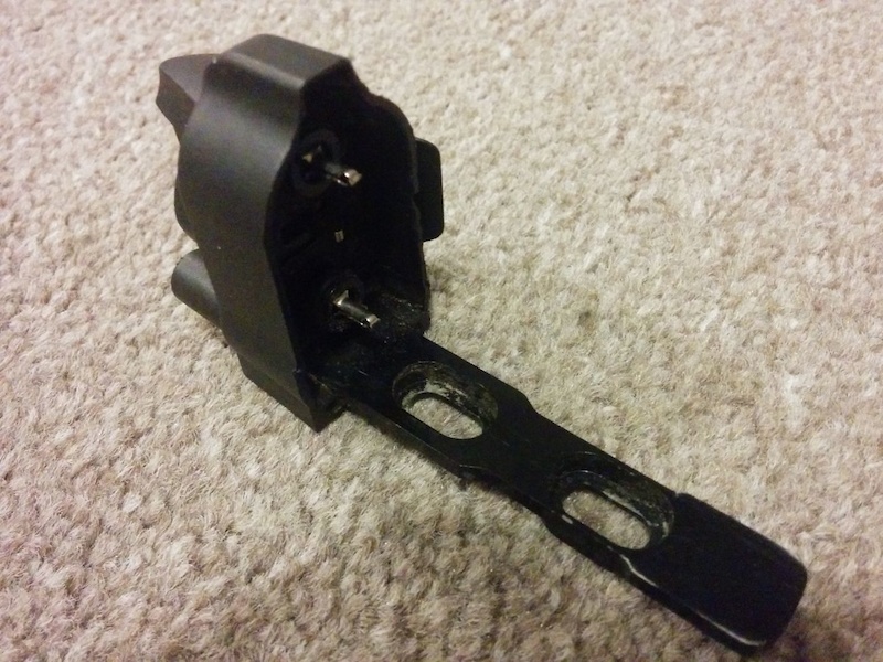 Shimano Di2 SM-BMR2 battery holder For Sale