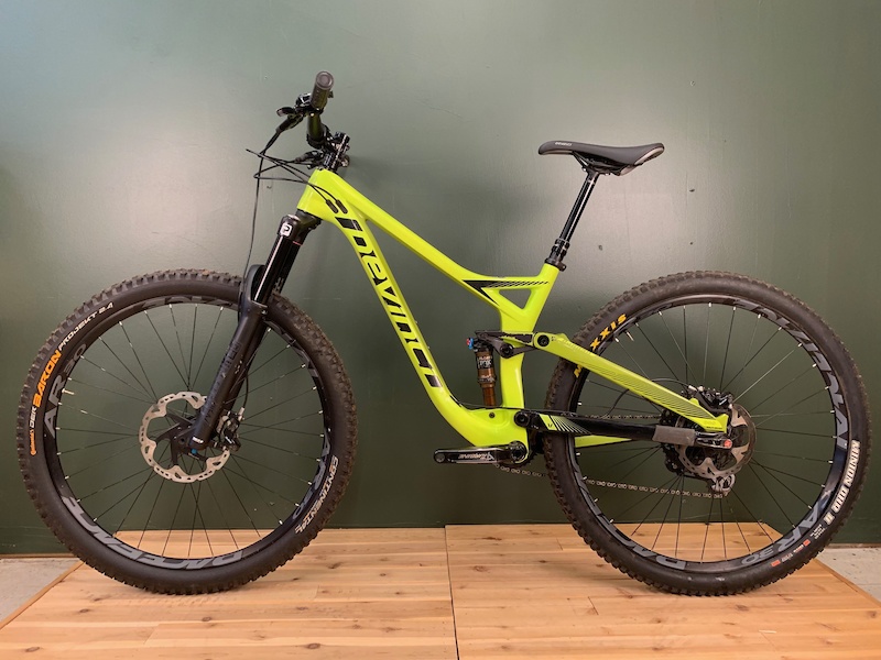 2018 Devinci Django 29 Carbon Medium PUSH ACS3 150mm Lyrik For Sale