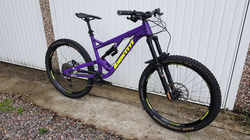 2018 Identiti Mettle - Medium - very good condition For Sale