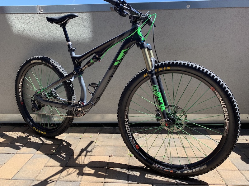 2016 Scott Genius 940 w/ i9 Enduro305 wheelset For Sale
